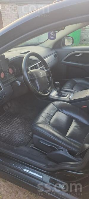 Black Volvo V70 2009 in Dobele, with an engine capacity of 2.00 L and mileage of 485 thousand km for 3650 €, photo 8 on AUTOMOTO.COM.LV