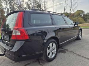 Black Volvo V70 2009 in Utena, with an engine capacity of 2.40 L and mileage of 306 thousand km for 4150 €, photo 6 on AUTOMOTO.COM.LV