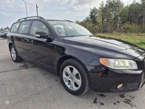 Black Volvo V70 2009 in Utena, with an engine capacity of 2.40 L and mileage of 306 thousand km for 4150 €, photo 10 on AUTOMOTO.COM.LV