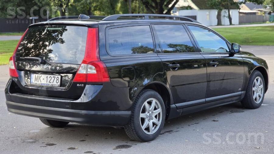 Melns Volvo V70 2009 Jūrmala, ar dzinēja tilpumu 2.40 L un nobraukumu 0 tūkst. km par 3990 €, foto 6 vietnē AUTOMOTO.COM.LV