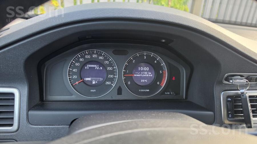 Melns Volvo V70 2009 Jūrmala, ar dzinēja tilpumu 2.40 L un nobraukumu 0 tūkst. km par 3990 €, foto 14 vietnē AUTOMOTO.COM.LV