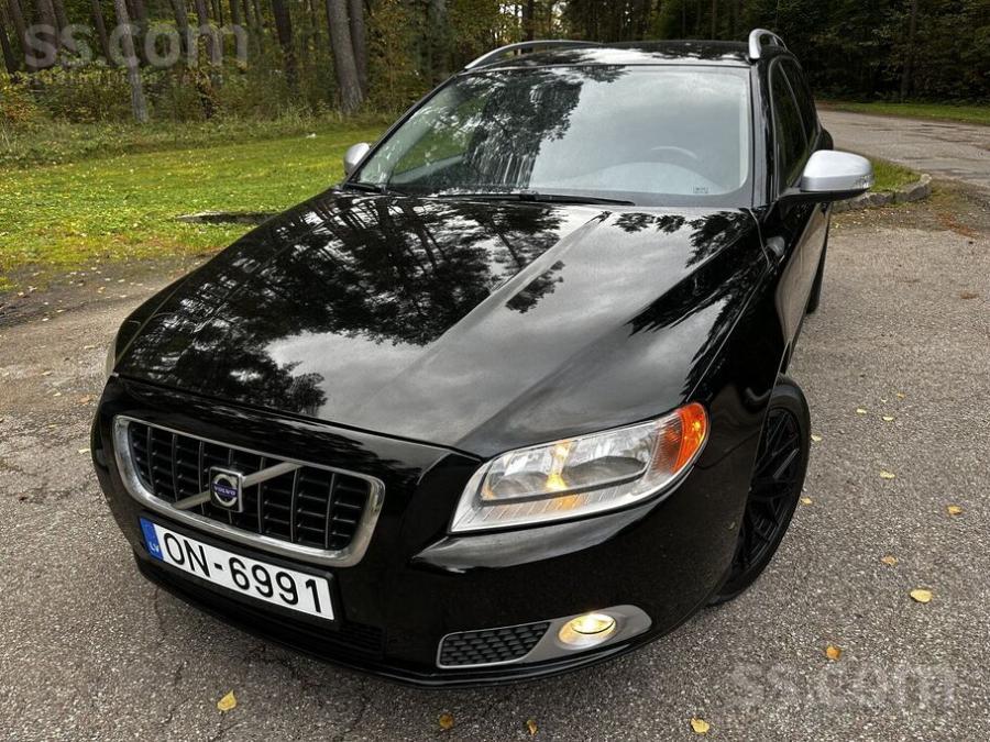 Melns Volvo V70 2009 Jūrmala, ar dzinēja tilpumu 2.40 L un nobraukumu 0 tūkst. km par 4290 €, foto 4 vietnē AUTOMOTO.COM.LV