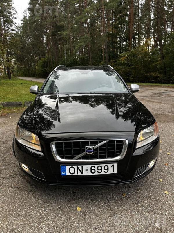 Melns Volvo V70 2009 Jūrmala, ar dzinēja tilpumu 2.40 L un nobraukumu 0 tūkst. km par 4290 €, foto 5 vietnē AUTOMOTO.COM.LV
