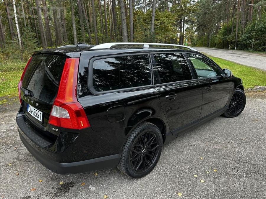 Melns Volvo V70 2009 Jūrmala, ar dzinēja tilpumu 2.40 L un nobraukumu 0 tūkst. km par 4290 €, foto 12 vietnē AUTOMOTO.COM.LV