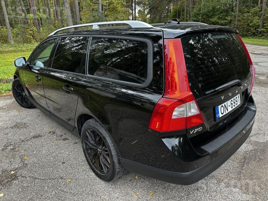 Melns Volvo V70 2009 Jūrmala, ar dzinēja tilpumu 2.40 L un nobraukumu 0 tūkst. km par 4290 €, foto 15 vietnē AUTOMOTO.COM.LV