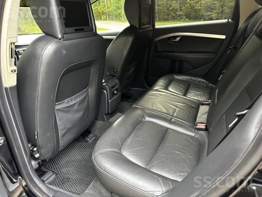 Melns Volvo V70 2009 Jūrmala, ar dzinēja tilpumu 2.40 L un nobraukumu 0 tūkst. km par 4290 €, foto 19 vietnē AUTOMOTO.COM.LV