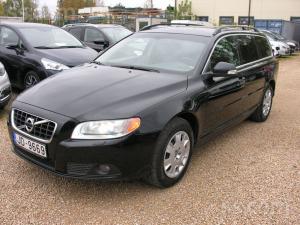 Black Volvo V70 2009 in Riga, with an engine capacity of 2.40 L and mileage of 0 thousand km for 3750 €, photo 1 on AUTOMOTO.COM.LV