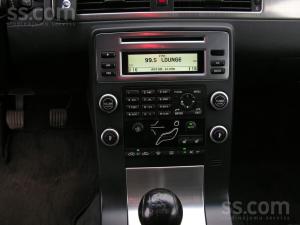 Black Volvo V70 2009 in Riga, with an engine capacity of 2.40 L and mileage of 0 thousand km for 3750 €, photo 14 on AUTOMOTO.COM.LV