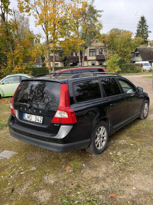 Melns Volvo V70 2009 Kauņa, ar dzinēja tilpumu 2.40 L un nobraukumu 310 tūkst. km par 1299 €, foto 5 vietnē AUTOMOTO.COM.LV