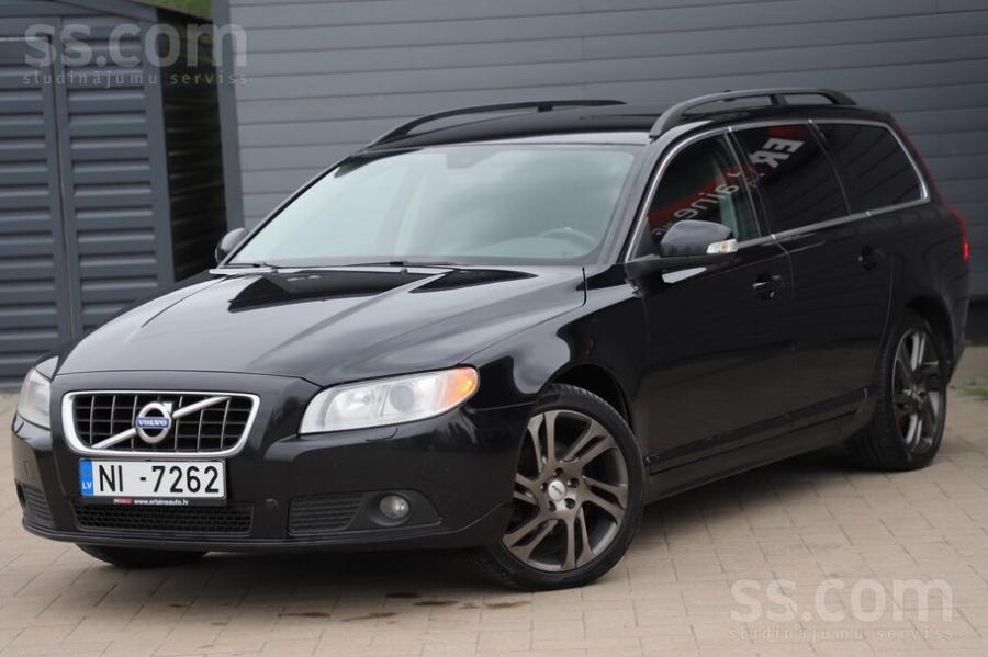 Melns Volvo V70 2010 Tukums, ar dzinēja tilpumu 2.40 L un nobraukumu 319 tūkst. km par 3900 €, foto 2 vietnē AUTOMOTO.COM.LV