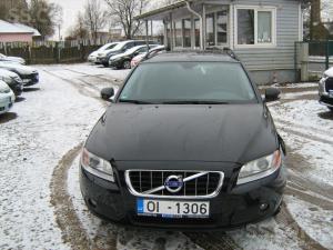 Melns Volvo V70 2010 Rēzekne, ar dzinēja tilpumu 2.00 L un nobraukumu 289 tūkst. km par 4300 €, foto 2 vietnē AUTOMOTO.COM.LV