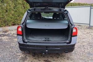 Melns Volvo V70 2010 Alīta, ar dzinēja tilpumu 2.40 L un nobraukumu 274 tūkst. km par 4600 €, foto 5 vietnē AUTOMOTO.COM.LV