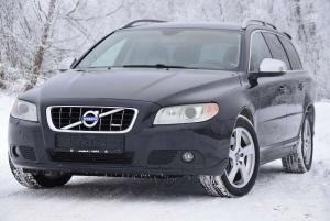 Melns Volvo V70 2010 Viļņa, ar dzinēja tilpumu 1.98 L un nobraukumu 313 tūkst. km par 4500 €, foto  vietnē AUTOMOTO.COM.LV