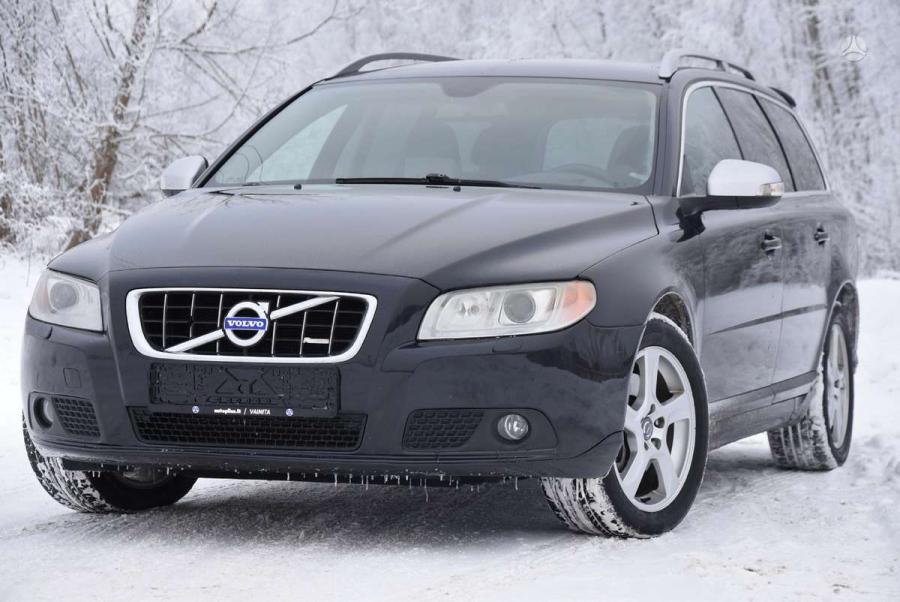 Melns Volvo V70 2010 Viļņa, ar dzinēja tilpumu 1.98 L un nobraukumu 313 tūkst. km par 4500 €, foto 1 vietnē AUTOMOTO.COM.LV