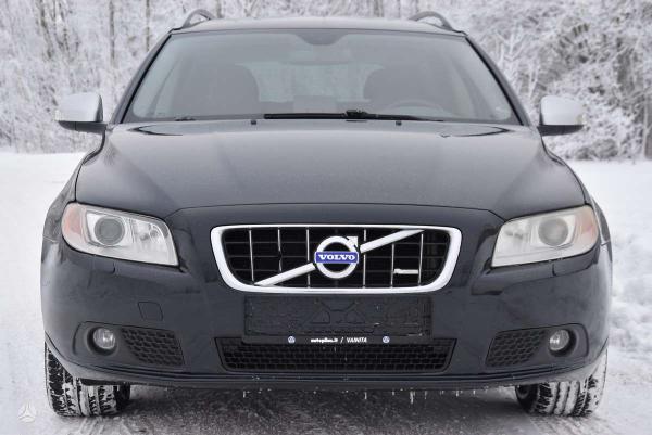 Black Volvo V70 2010 in Vilnius, with an engine capacity of 1.98 L and mileage of 313 thousand km for 4500 €, photo 4 on AUTOMOTO.COM.LV