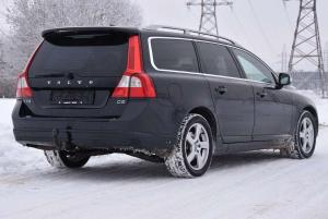 Melns Volvo V70 2010 Viļņa, ar dzinēja tilpumu 1.98 L un nobraukumu 313 tūkst. km par 4500 €, foto 6 vietnē AUTOMOTO.COM.LV