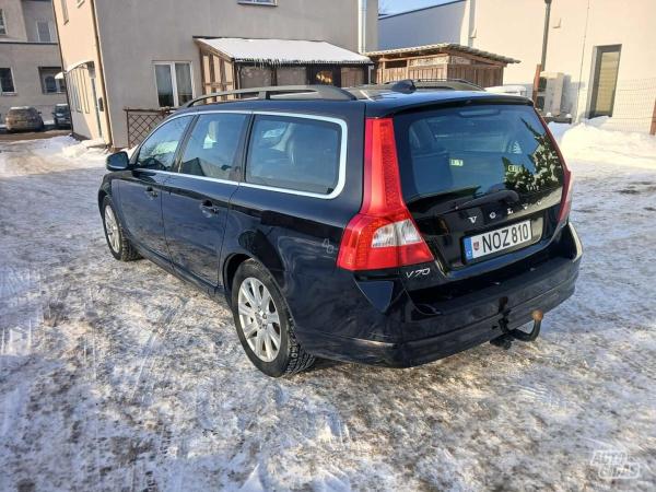 Черный Вольво В70 2010 в Расейняй, объемом двигателя 2.40 л и пробегом 247 тыс. км за 5690 €, фото 5 на AUTOMOTO.COM.LV