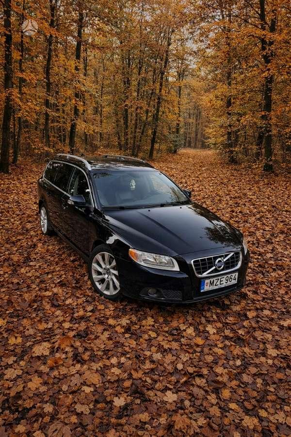 Black Volvo V70 2010 in Panevezys, with an engine capacity of 2.00 L and mileage of 310 thousand km for 4800 €, photo 9 on AUTOMOTO.COM.LV