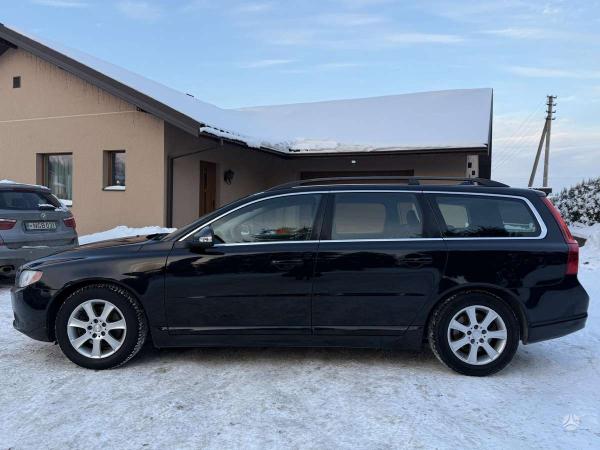 Melns Volvo V70 2010 Utena, ar dzinēja tilpumu 1.56 L un nobraukumu 200 tūkst. km par 4250 €, foto 6 vietnē AUTOMOTO.COM.LV