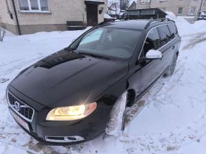 Melns Volvo V70 2010 Utena, ar dzinēja tilpumu 2.00 L un nobraukumu 335 tūkst. km par 4650 €, foto 5 vietnē AUTOMOTO.COM.LV