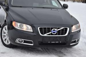 Black Volvo V70 2010 in Vilnius, with an engine capacity of 2.40 L and mileage of 277 thousand km for 4500 €, photo 6 on AUTOMOTO.COM.LV