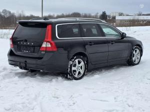 Black Volvo V70 2010 in Vilnius, with an engine capacity of 2.00 L and mileage of 313 thousand km for 4500 €, photo 2 on AUTOMOTO.COM.LV