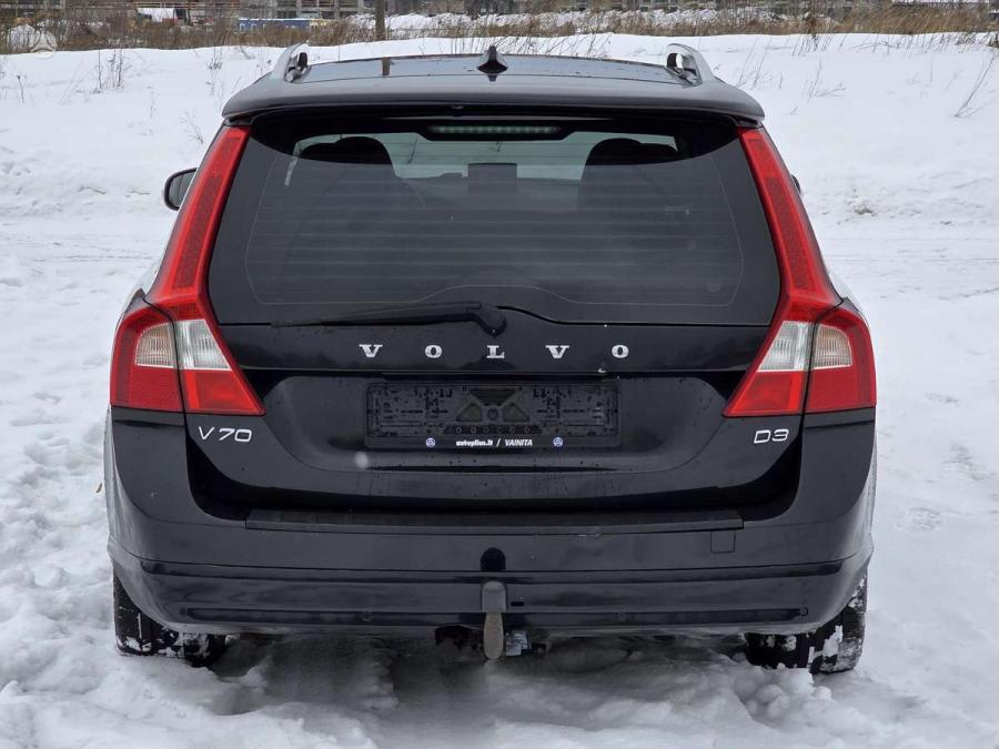 Black Volvo V70 2010 in Vilnius, with an engine capacity of 2.00 L and mileage of 313 thousand km for 4500 €, photo 3 on AUTOMOTO.COM.LV