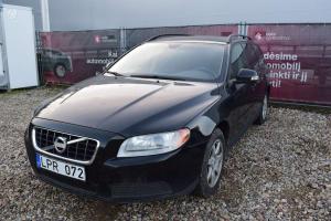 Black Volvo V70 2010 in Vilnius, with an engine capacity of 2.00 L and mileage of 375 thousand km for 3000 €, photo 3 on AUTOMOTO.COM.LV