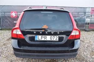Black Volvo V70 2010 in Vilnius, with an engine capacity of 2.00 L and mileage of 375 thousand km for 3000 €, photo 6 on AUTOMOTO.COM.LV