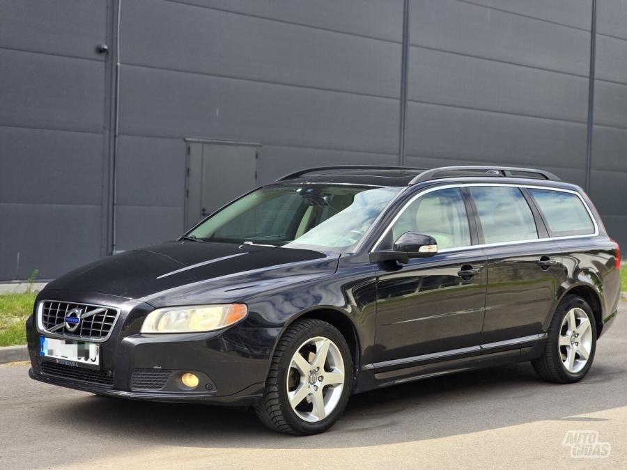 Black Volvo V70 2010 in Vilnius, with an engine capacity of 2.00 L and mileage of 423 thousand km for 2500 €, photo 3 on AUTOMOTO.COM.LV
