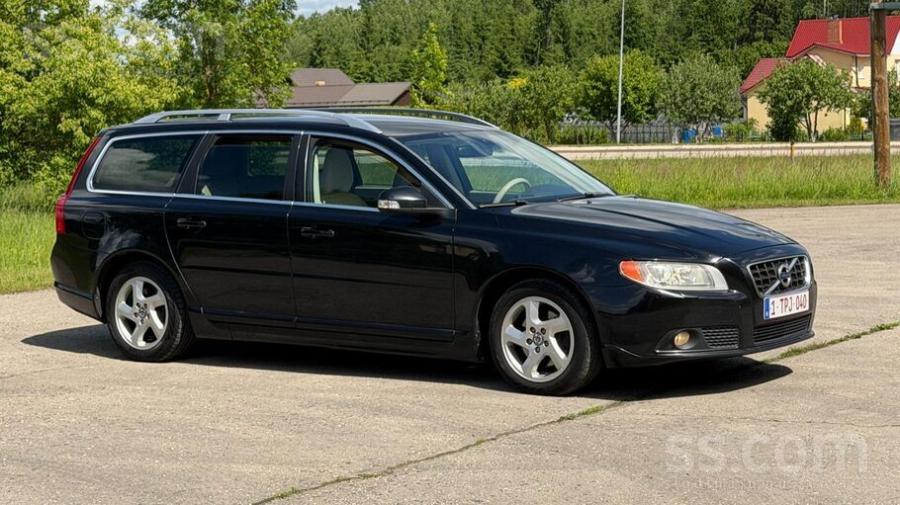 Melns Volvo V70 2010 Aizkraukle, ar dzinēja tilpumu 1.60 L un nobraukumu 283 tūkst. km par 2270 €, foto 16 vietnē AUTOMOTO.COM.LV