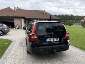 Melns Volvo V70 2010 Bauska, ar dzinēja tilpumu 1.60 L un nobraukumu 285 tūkst. km par 3700 €, foto 5 vietnē AUTOMOTO.COM.LV