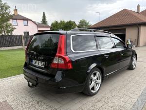 Melns Volvo V70 2010 Bauska, ar dzinēja tilpumu 1.60 L un nobraukumu 285 tūkst. km par 3700 €, foto 6 vietnē AUTOMOTO.COM.LV