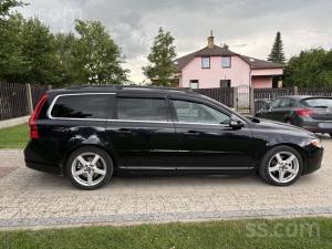 Melns Volvo V70 2010 Bauska, ar dzinēja tilpumu 1.60 L un nobraukumu 285 tūkst. km par 3700 €, foto 7 vietnē AUTOMOTO.COM.LV