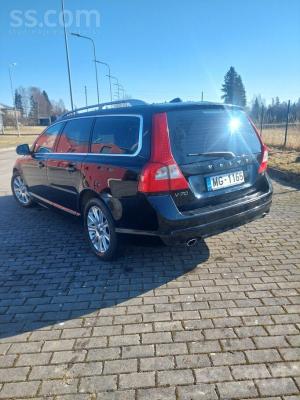 Melns Volvo V70 2010 Talsi, ar dzinēja tilpumu 2.40 L un nobraukumu 250 tūkst. km par 5850 €, foto 9 vietnē AUTOMOTO.COM.LV