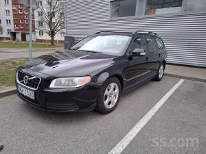 Black Volvo V70 2010 in Riga, with an engine capacity of 1.60 L and mileage of 310 thousand km for 4900 €, photo  on AUTOMOTO.COM.LV