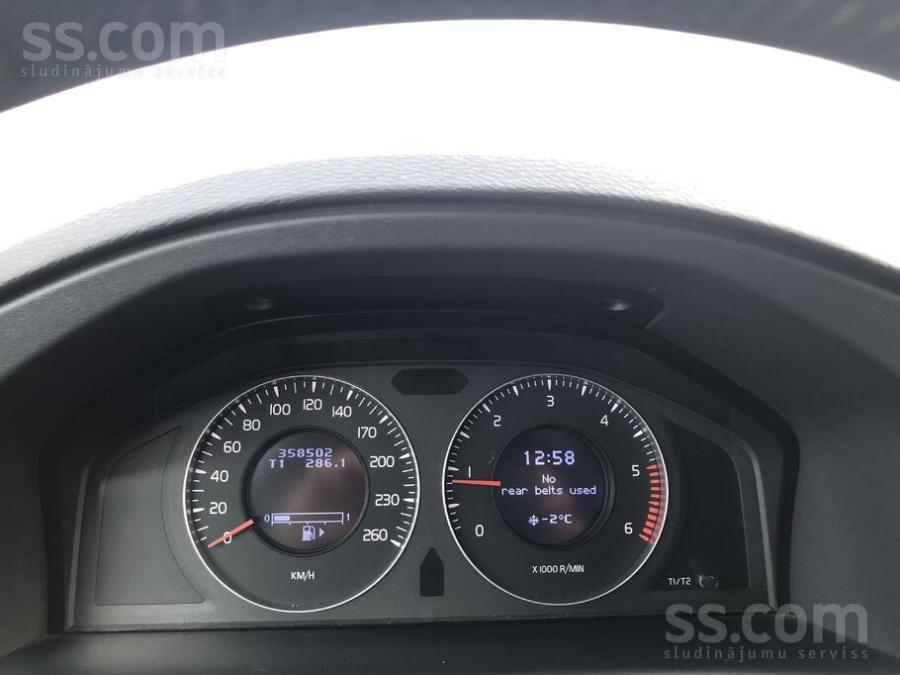 Melns Volvo V70 2010 Cēsis, ar dzinēja tilpumu 2.00 L un nobraukumu 0 tūkst. km par 3600 €, foto 9 vietnē AUTOMOTO.COM.LV