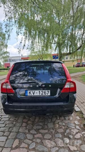 Melns Volvo V70 2010 Rīga, ar dzinēja tilpumu 1.60 L un nobraukumu 0 tūkst. km par 2450 €, foto 3 vietnē AUTOMOTO.COM.LV