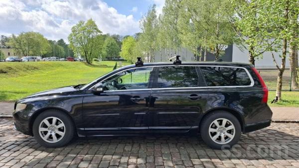 Melns Volvo V70 2010 Rīga, ar dzinēja tilpumu 1.60 L un nobraukumu 0 tūkst. km par 2450 €, foto 6 vietnē AUTOMOTO.COM.LV