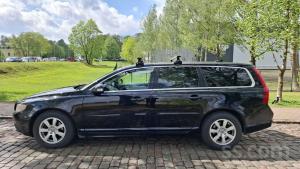 Melns Volvo V70 2010 Rīga, ar dzinēja tilpumu 1.60 L un nobraukumu 0 tūkst. km par 2450 €, foto 7 vietnē AUTOMOTO.COM.LV