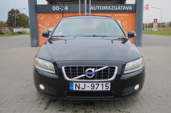 Melns Volvo V70 2010 Jēkabpils, ar dzinēja tilpumu 2.00 L un nobraukumu 308 tūkst. km par 4650 €, foto 4 vietnē AUTOMOTO.COM.LV