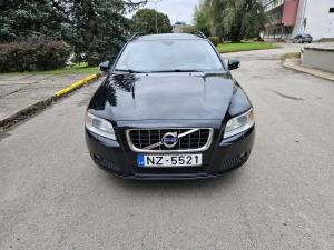 Черный Вольво В70 2010 в Екабпилс, объемом двигателя 2.40 л и пробегом 292 тыс. км за 5850 €, фото 4 на AUTOMOTO.COM.LV