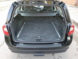 Black Volvo V70 2010 in Jekabpils, with an engine capacity of 2.40 L and mileage of 289 thousand km for 6250 €, photo 18 on AUTOMOTO.COM.LV