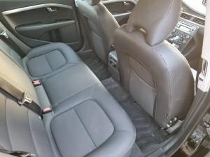Black Volvo V70 2010 in Jekabpils, with an engine capacity of 2.40 L and mileage of 289 thousand km for 6250 €, photo 19 on AUTOMOTO.COM.LV