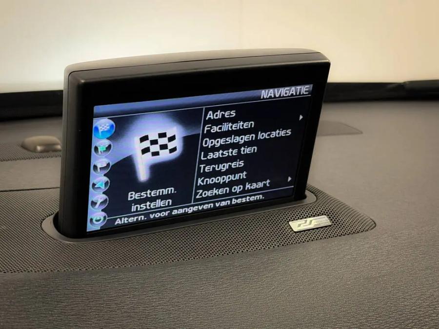 Black Volvo V70 2010 in Jurmala, with an engine capacity of 2.00 L and mileage of 293 thousand km for 6750 €, photo 33 on AUTOMOTO.COM.LV