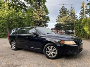 Black Volvo V70 2010 in Alytus, with an engine capacity of 2.00 L and mileage of 331 thousand km for 3750 €, photo  on AUTOMOTO.COM.LV