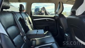 Melns Volvo V70 2010 Liepāja, ar dzinēja tilpumu 2.00 L un nobraukumu 385 tūkst. km par 4950 €, foto 23 vietnē AUTOMOTO.COM.LV