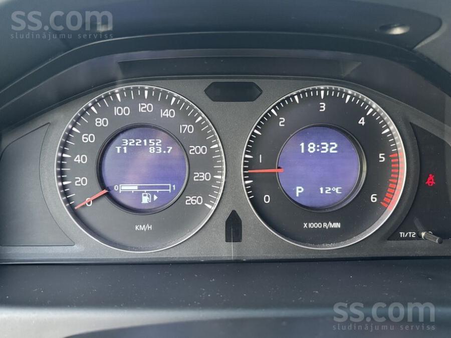 Черный Вольво В70 2010 в Екабпилс, объемом двигателя 2.40 л и пробегом 322 тыс. км за 5450 €, фото 15 на AUTOMOTO.COM.LV