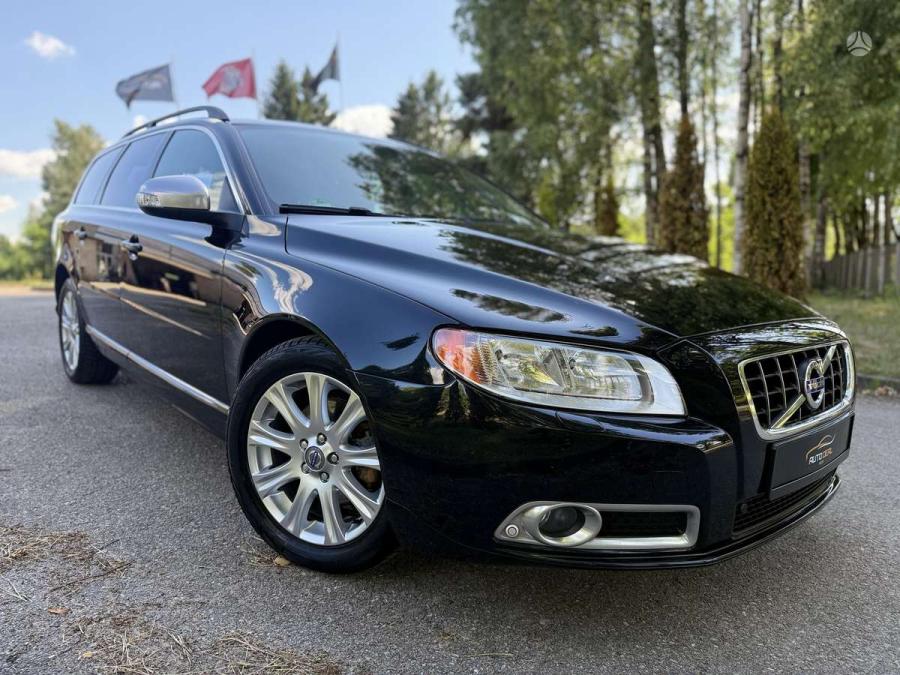 Melns Volvo V70 2010 Kazlų Rūda, ar dzinēja tilpumu 2.00 L un nobraukumu 287 tūkst. km par 3999 €, foto 1 vietnē AUTOMOTO.COM.LV
