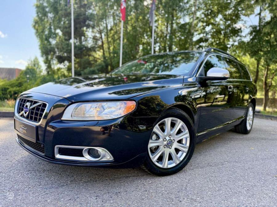 Melns Volvo V70 2010 Kazlų Rūda, ar dzinēja tilpumu 2.00 L un nobraukumu 287 tūkst. km par 3999 €, foto 4 vietnē AUTOMOTO.COM.LV